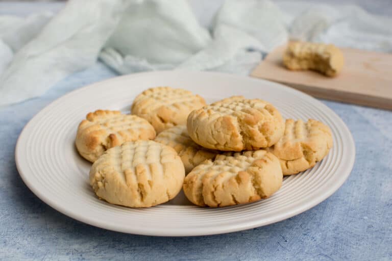 Keto Butter Cookies (Just 4 Ingredients!) - Oh So Foodie