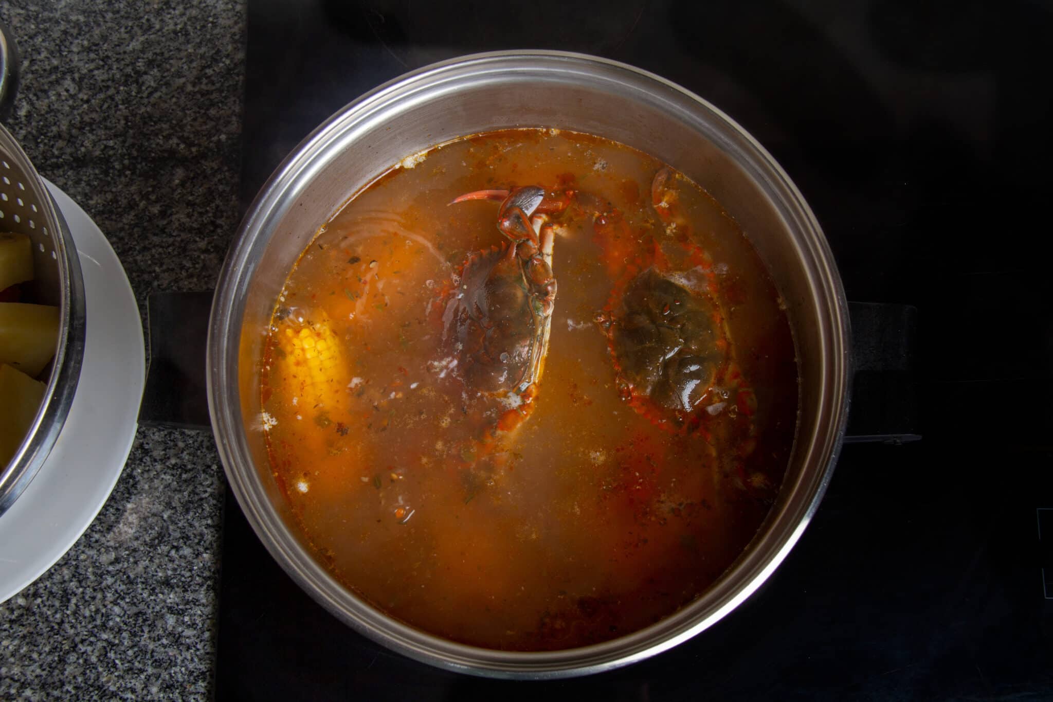 Best Seafood Boil Recipe (7 Easy Steps!) - Oh So Foodie