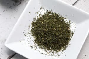 21 Best Dill Substitute Options That Work In A Pinch - Oh So Foodie