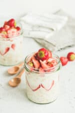 Strawberry Overnight Oats Recipe - Oh So Foodie