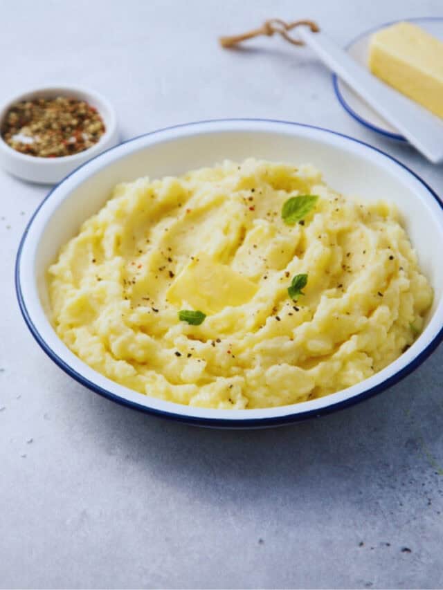 Mashed Potatoes Without Milk - Oh So Foodie