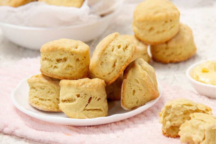 Easy Buttermilk Biscuits From Scratch! - Oh So Foodie